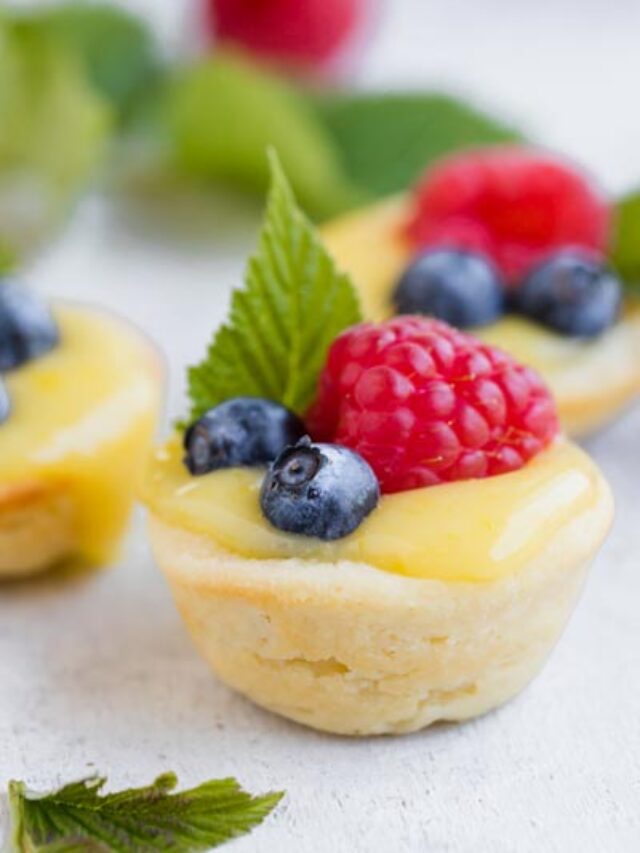 Deliciously Easy Mini Keto Lemon Tarts: Best Keto Summer Dessert ...