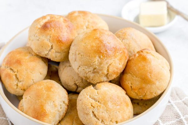 Fluffy Gluten-free Dinner Rolls (Low Carb & Sugar Free)