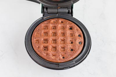 Keto Oreo Chaffle Recipe - Ketofocus